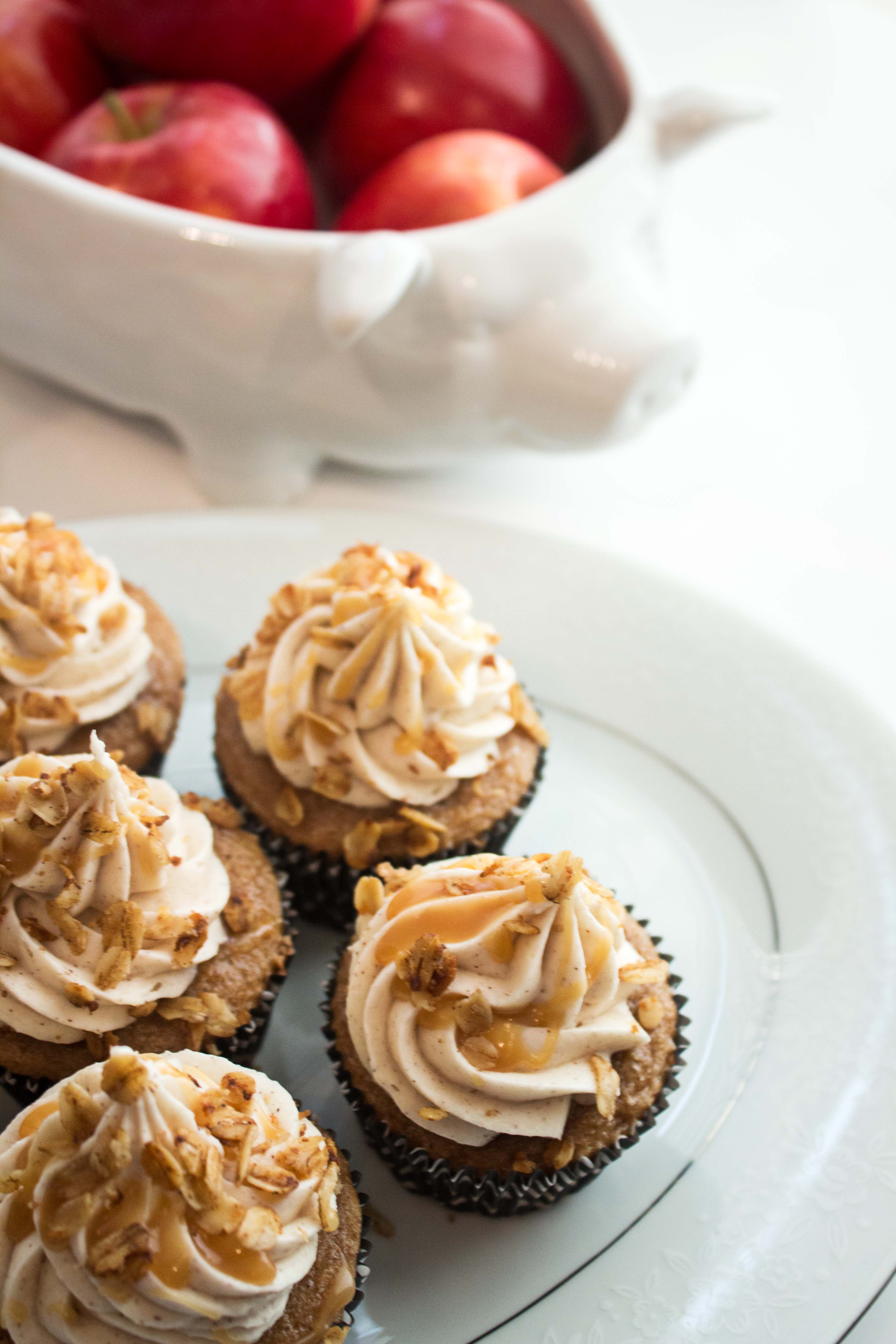Apple Spice Cupcakes · Book Nerd Mommy